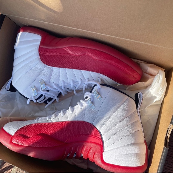 Jordan | Shoes | Jordan 2 Retro Cherry Size 9 | Poshmark